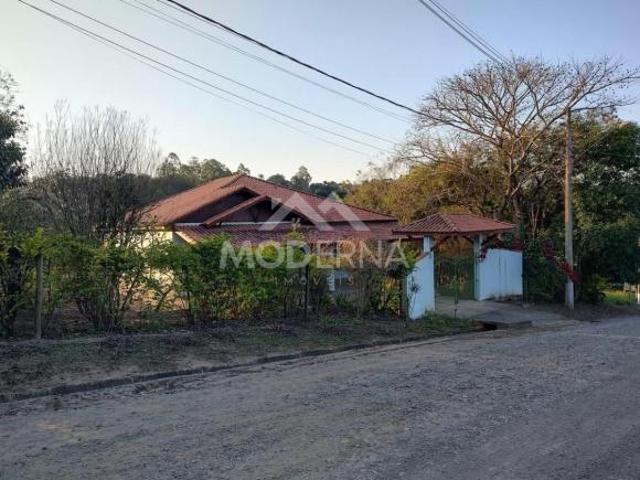 Casa para Venda em Bofete, Condominio 7 Nascentes, 3 dormitórios, 1 suíte, 1 banheiro, 1 vaga