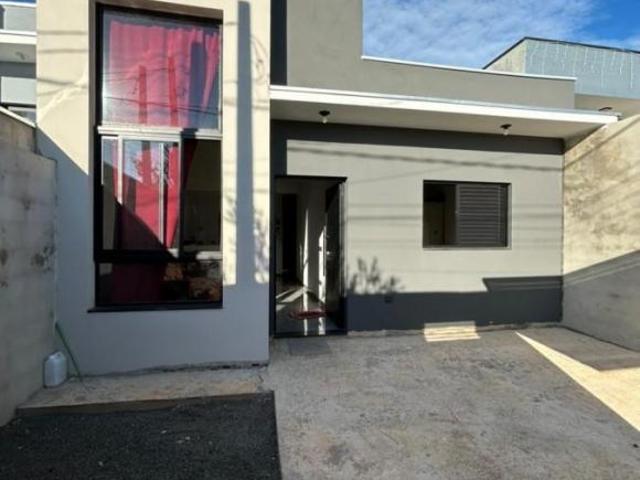 Casa para Venda em Boituva, Parque Campestre I, 3 dormitórios, 1 suíte, 2 banheiros, 2 vagas