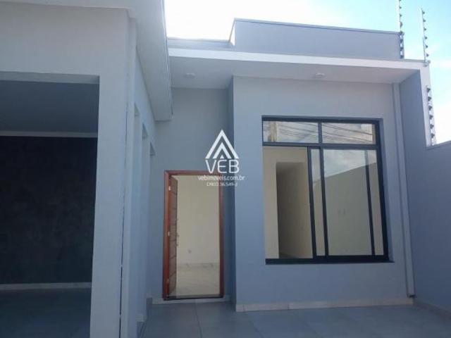 Casa para Venda em Boituva, Portal Ville Jardins, 3 dormitórios, 1 suíte, 3 banheiros, 2 vagas