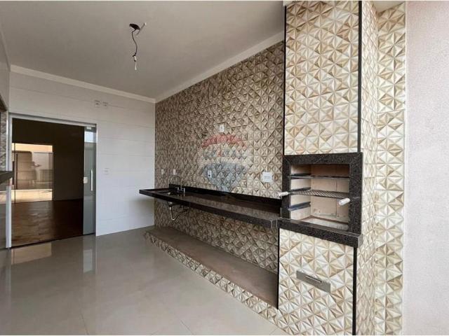 Casa para venda em Bonfim Paulista de 126.50m² com 3 Quartos, 1 Suíte e 2 Garagens