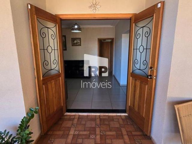 Casa para venda em Bonfim Paulista de 139.00m² com 4 Quartos, 2 Suites e 5 Garagens