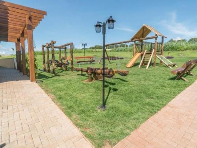 Casa para venda em Bonfim Paulista de 251.00m² com 3 Quartos, 3 Suites e 4 Garagens
