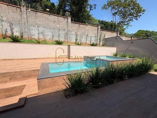 Casa para venda em Bonfim Paulista de 220.00m² com 3 Quartos, 3 Suites e 6 Garagens