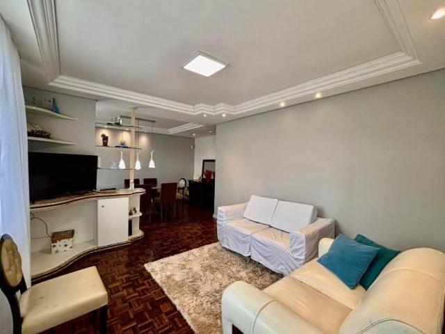 Casa para venda em Boqueirão de 278.00m² com 3 Quartos, 1 Suite e 3 Garagens