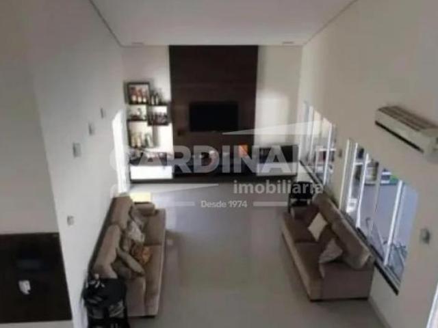 Casa para venda em Bosque Das Palmeiras de 210.00m² com 3 Quartos, 1 Suite e 4 Garagens