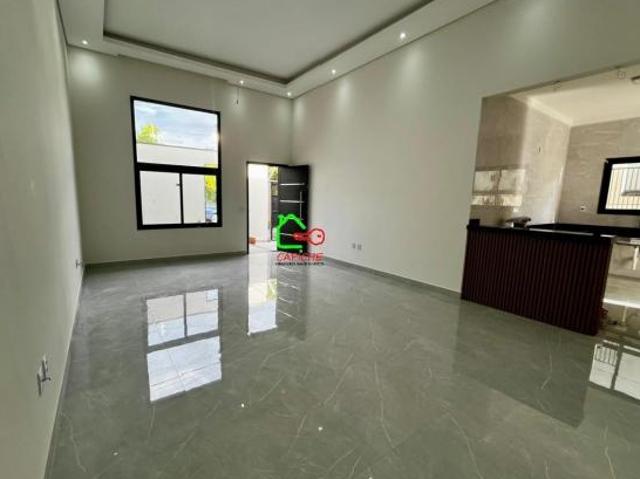 Casa para venda em Bosque de 150.00m² com 3 Quartos, 2 Suites e 5 Garagens