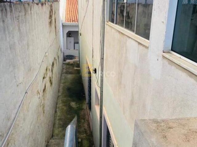 Casa para venda em Bosque de 320.00m² com 6 Quartos e 1 Suite