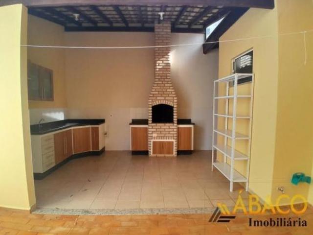 Casa para venda em Bosque Sao Carlos de 160.00m² com 2 Quartos, 1 Suite e 2 Garagens