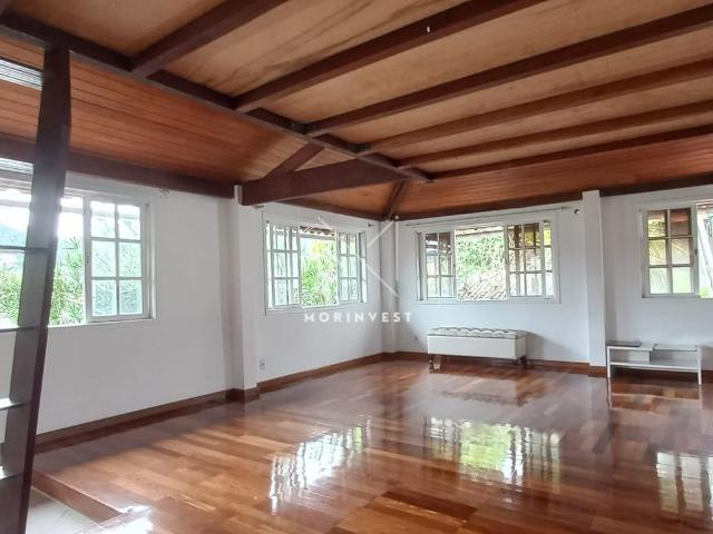 Casa para venda em Badu em Niterói Rio de Janeiro de 80.00m² com 1 Quarto e 2 Garagens