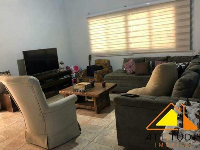 Casa para venda em Baeta Neves de 325.00m² com 3 Quartos, 3 Suites e 4 Garagens
