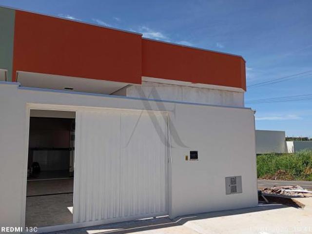 Casa para venda em Bairro Carrilho, Goianésia