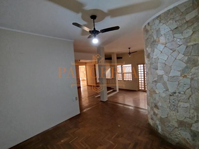 Casa para venda em Bairro Das Bandeiras em Araçatuba São Paulo de 213.00m² com 3 Quartos, 2 Suítes e 2 Garagens