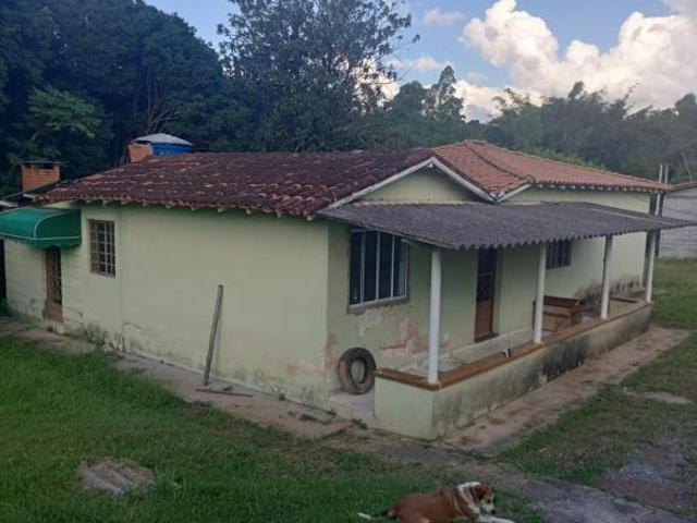 Casa para venda em Bairro Dos Paulas Mendes de 305.00m² com 6 Quartos, 1 Suite e 3 Garagens