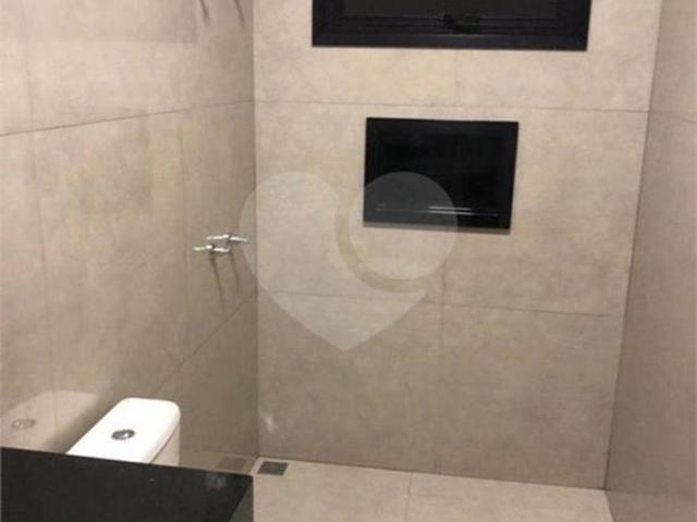 Casa para venda em Bairro Inválido de 166.00m² com 4 Quartos, 1 Suite e 2 Garagens