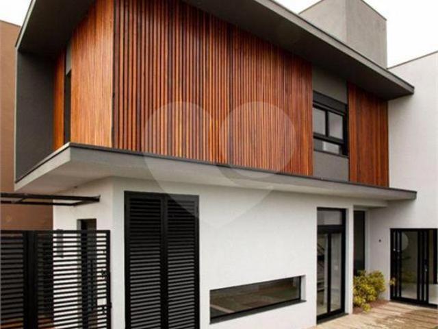 Casa para venda em Bairro Inválido de 170.00m² com 3 Quartos, 1 Suite e 2 Garagens