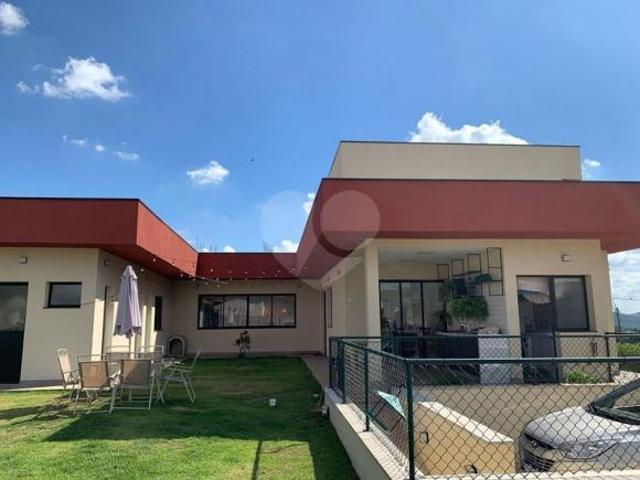 Casa para venda em Bairro Inválido de 177.00m² com 6 Quartos, 2 Suites e 2 Garagens