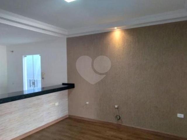 Casa para venda em Bairro Inválido de 100.00m² com 2 Quartos, 1 Suite e 2 Garagens