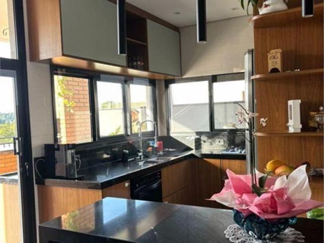 Casa para venda em Bairro Inválido de 121.00m² com 3 Quartos, 1 Suite e 4 Garagens