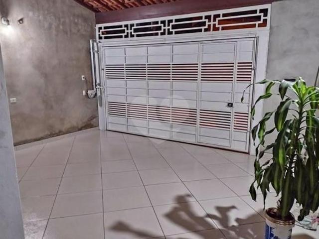Casa para venda em Bairro Inválido de 129.00m² com 3 Quartos e 2 Garagens