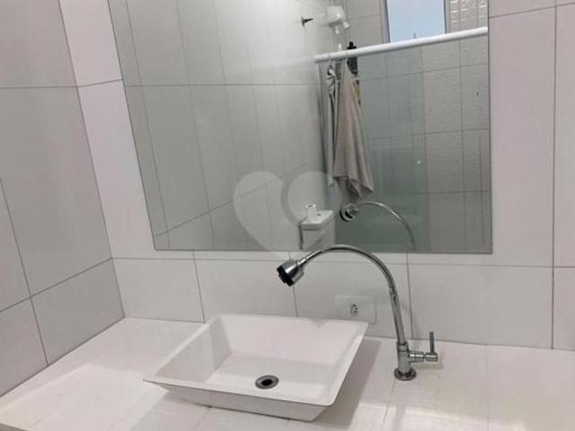 Casa para venda em Bairro Inválido de 270.00m² com 4 Quartos, 2 Suites e 6 Garagens