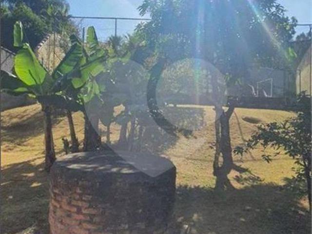 Casa para venda em Bairro Inválido de 308.00m² com 3 Quartos, 1 Suite e 6 Garagens