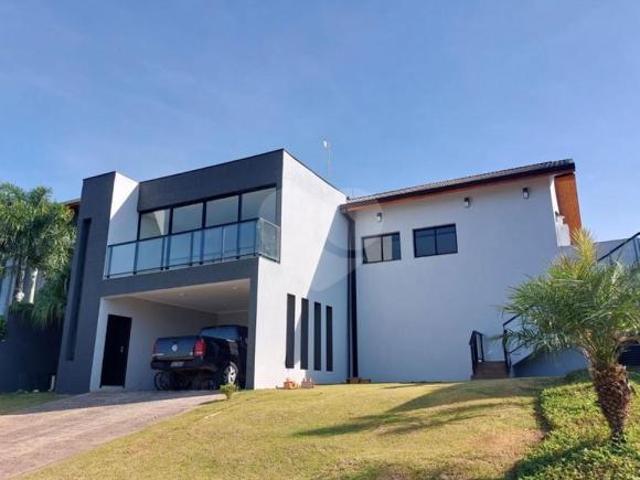 Casa para venda em Bairro Inválido de 325.00m² com 3 Quartos, 1 Suite e 2 Garagens