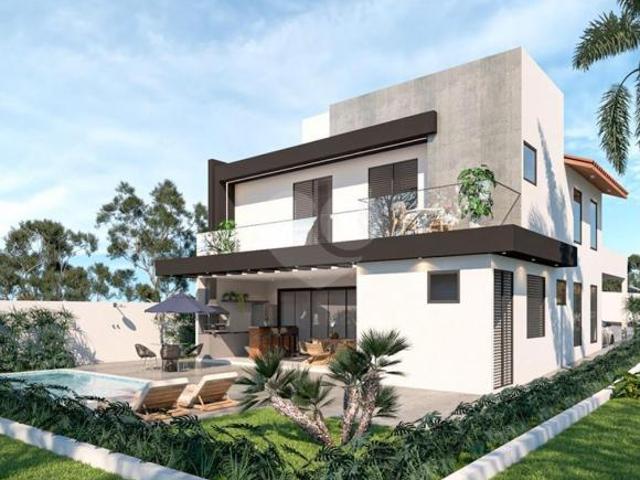 Casa para venda em Bairro Inválido de 330.00m² com 4 Quartos, 3 Suites e 4 Garagens