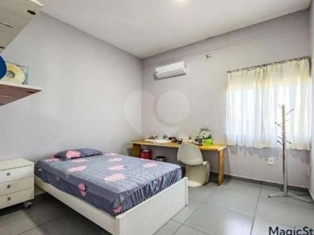 Casa para venda em Bairro Inválido de 584.00m² com 11 Quartos, 5 Suites e 6 Garagens