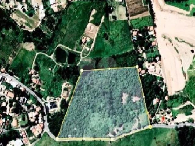Casa para venda em Bairro Inválido de 500.00m² com 4 Quartos, 1 Suite e 3 Garagens