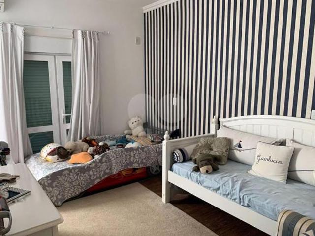Casa para venda em Bairro Inválido de 610.00m² com 5 Quartos, 4 Suites e 3 Garagens