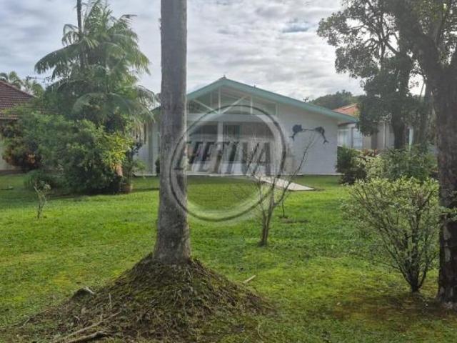 Casa para venda em Balneário Brejatuba de 199.00m² com 4 Quartos, 4 Suites e 5 Garagens