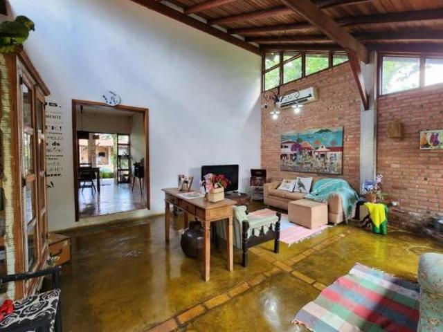 Casa para venda em Balneário Riviera de 200.00m² com 3 Quartos, 1 Suite e 2 Garagens