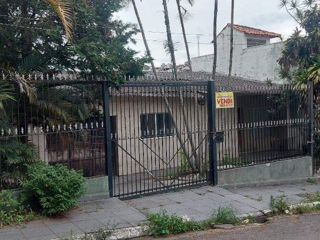Casa para venda em Balneário São Francisco em São Paulo São Paulo de 250.00m² com 3 Quartos, 1 Suíte e 5 Garagens