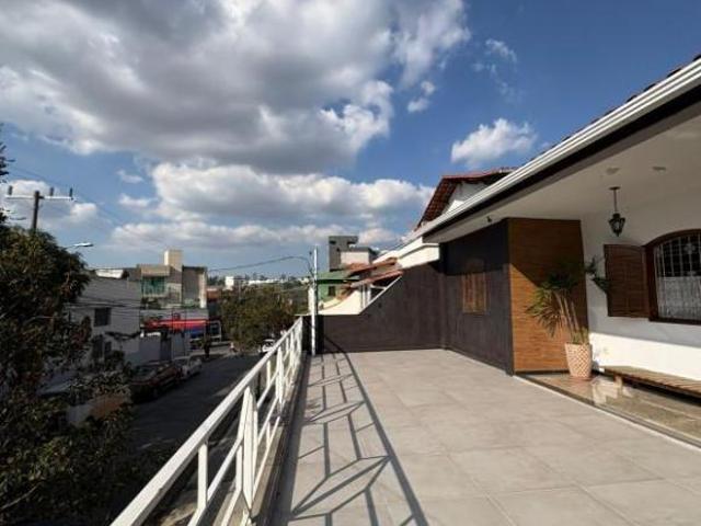 Casa para venda em Barreiro, Belo Horizonte