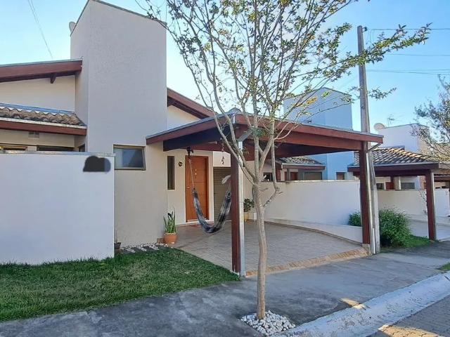 Casa para venda em Barreiro em Taubaté São Paulo de 90.00m² com 3 Quartos, 1 Suíte e 2 Garagens