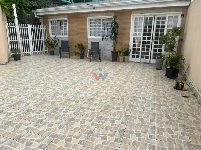 Casa para venda em Barreirinha em Curitiba Paraná de 412.00m² com 3 Quartos, 1 Suíte e 5 Garagens