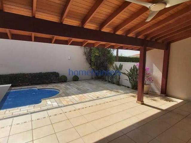 Casa para venda em Betel de 252.00m² com 3 Quartos, 3 Suites e 4 Garagens