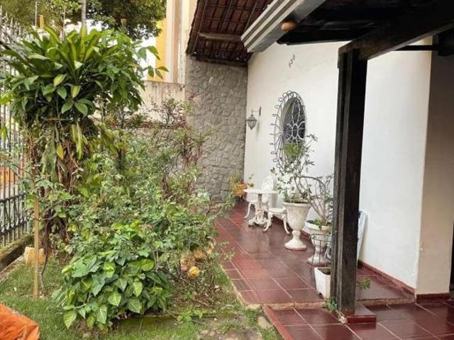 Casa para Venda em Belo Horizonte, Cidade Nova, 4 dormitórios, 1 suíte, 3 banheiros, 2 vagas