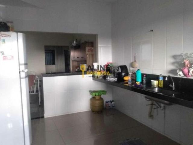 Casa para Venda em Belo Horizonte, Diamante Barreiro, 6 dormitórios, 2 suítes, 2 banheiros, 2 vaga