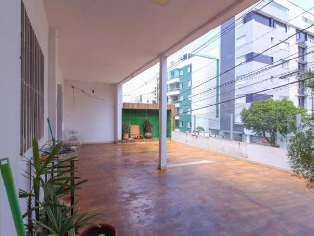 Casa para Venda em Belo Horizonte, Horto, 6 dormitórios, 5 suítes, 6 banheiros, 2 vagas