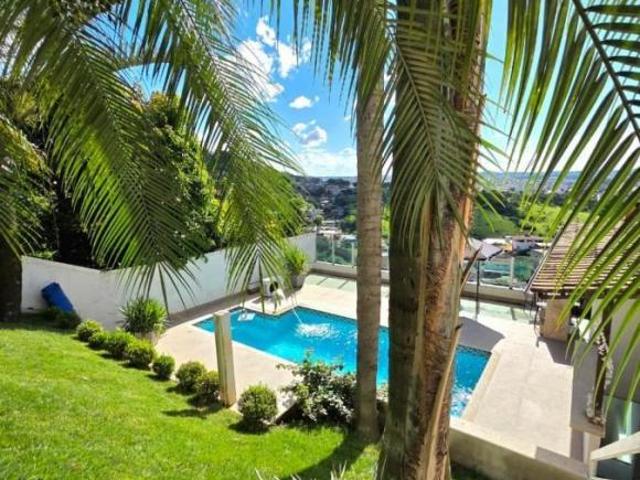 Casa para Venda em Belo Horizonte, Ouro Preto, 3 dormitórios, 5 banheiros, 3 vagas
