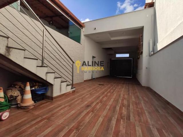 Casa para Venda em Belo Horizonte, Lindéia Barreiro, 6 dormitórios, 3 banheiros, 3 vagas
