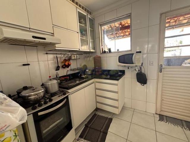 Casa para Venda em Belo Horizonte, São João Batista Venda Nova, 2 dormitórios, 2 suítes, 3 banheir