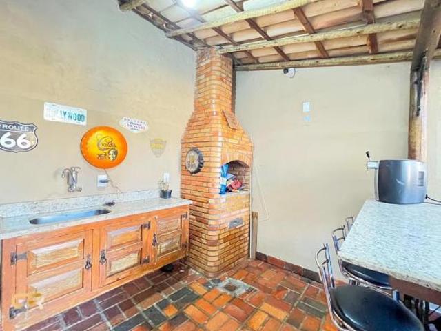 Casa para Venda em Belo Horizonte, Paquetá, 3 dormitórios, 1 suíte, 3 banheiros, 2 vagas