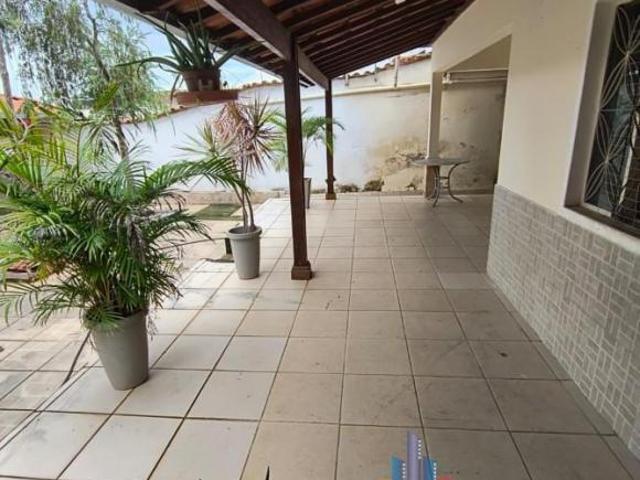 Casa para Venda em Belo Horizonte, Tirol, 3 dormitórios, 1 banheiro, 2 vagas