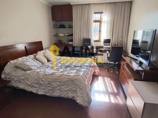 Casa para Venda em Belo Horizonte, Tirol Barreiro, 5 dormitórios, 2 banheiros, 8 vagas