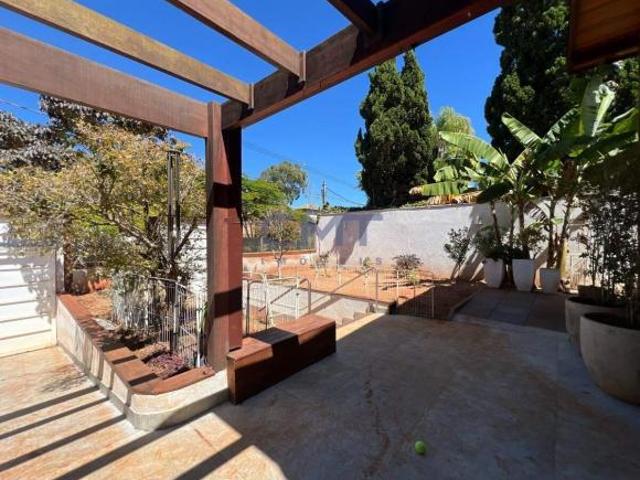 Casa para venda em Belvedere, Belo Horizonte
