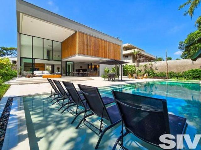 CASA para Venda em BERTIOGA RIVIERA DE SÃO LOURENÇO com 127 m2 de Área Útil, 8 Dormitório s, 8 Su