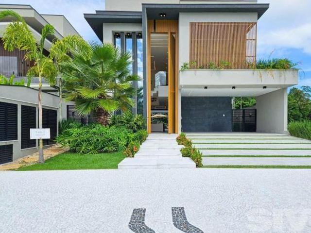 CASA para Venda em BERTIOGA RIVIERA DE SÃO LOURENÇO com 127 m2 de Área Útil, 6 Dormitório s, 6 Su