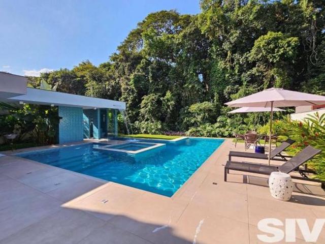 CASA para Venda em BERTIOGA RIVIERA DE SÃO LOURENÇO com 48 m2 de Área Útil, 5 Dormitório s, 5 Suí